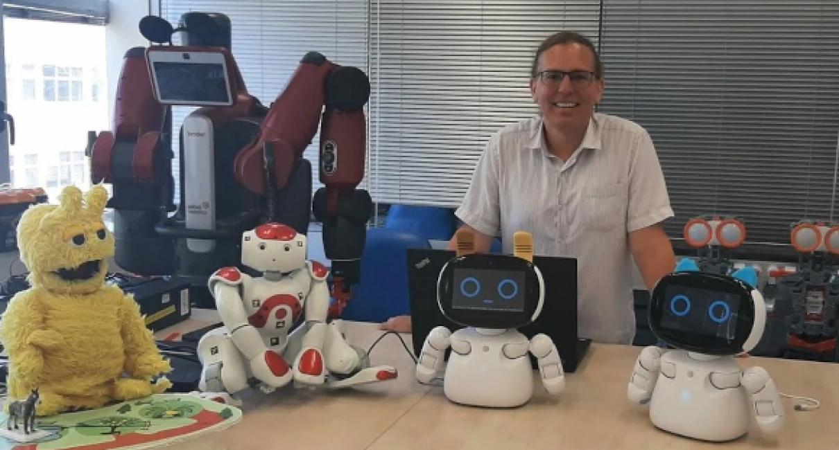 Social robots for 21st century skills: The new EdTech frontier? | TAU ...